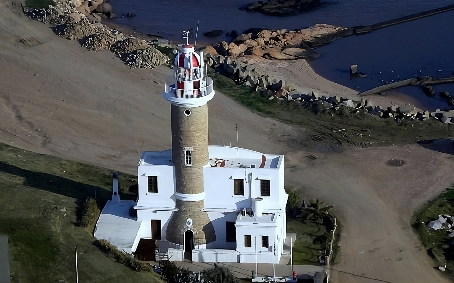 Faro Punta Brava: historia y vistas en Montevideo - Guía Turista Uruguay